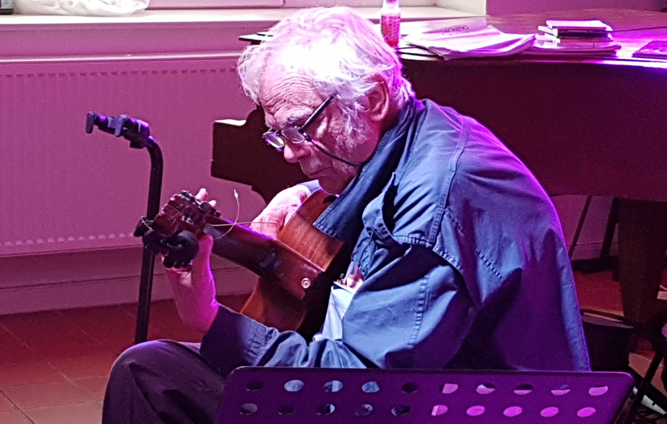 Gene Bertoncini - die Bilder - Jazz & Rock Stage Sindorf e.V.
